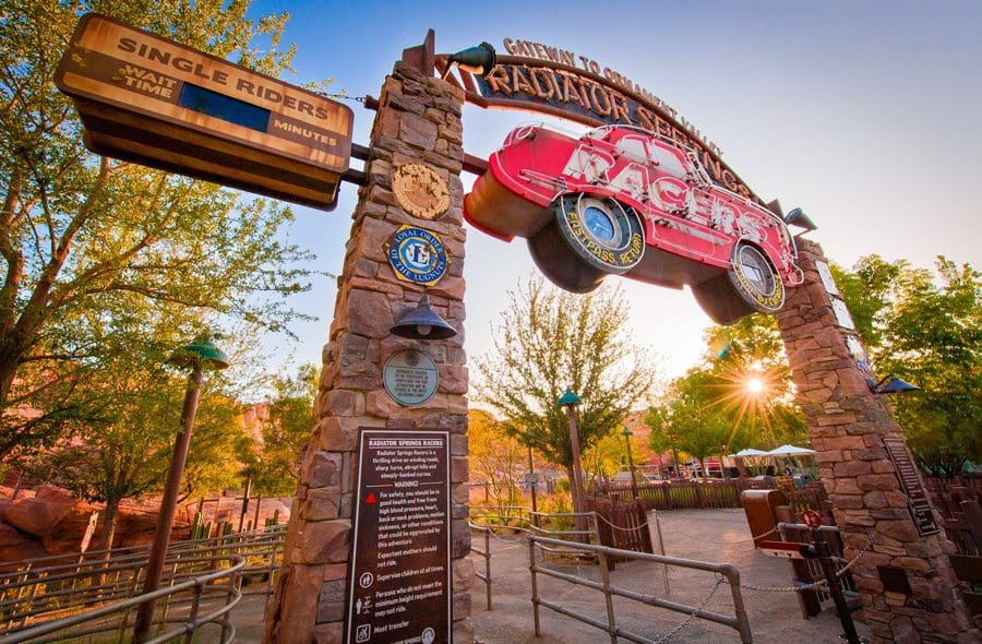 Disneyland Lightning Lane Complete Guide 2026: Multi Pass, Single Pass ...